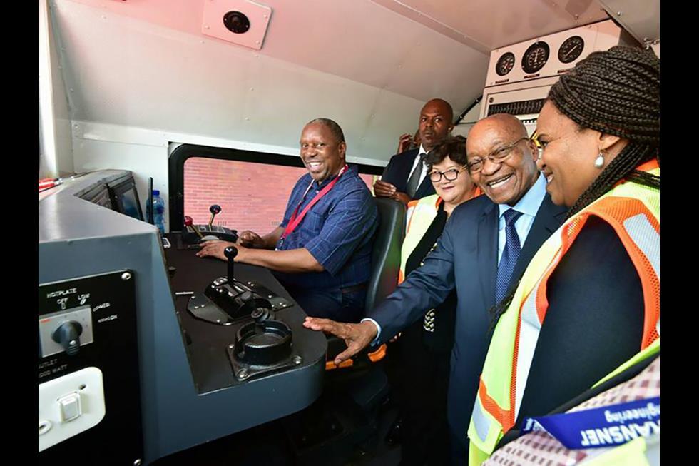 Loco ‘designed, engineered and manufactured in Africa’ unveiled | News ...